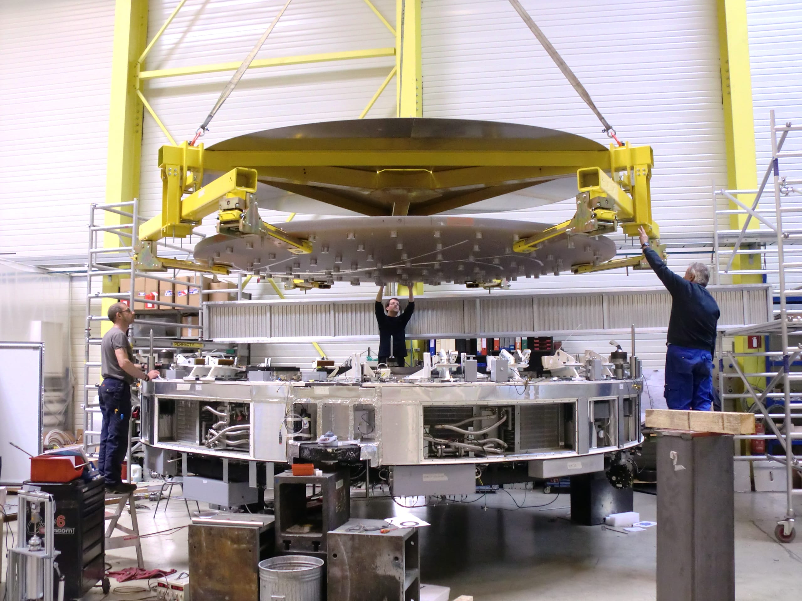 High-precision mechanical assemblies | AMOS